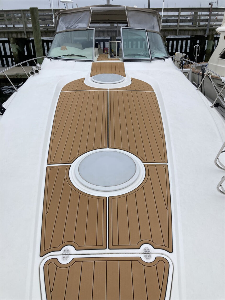 2004 Cruiser Yachts 320 Express Swim Platform Cockpit Pad Boat EVA Teak ...